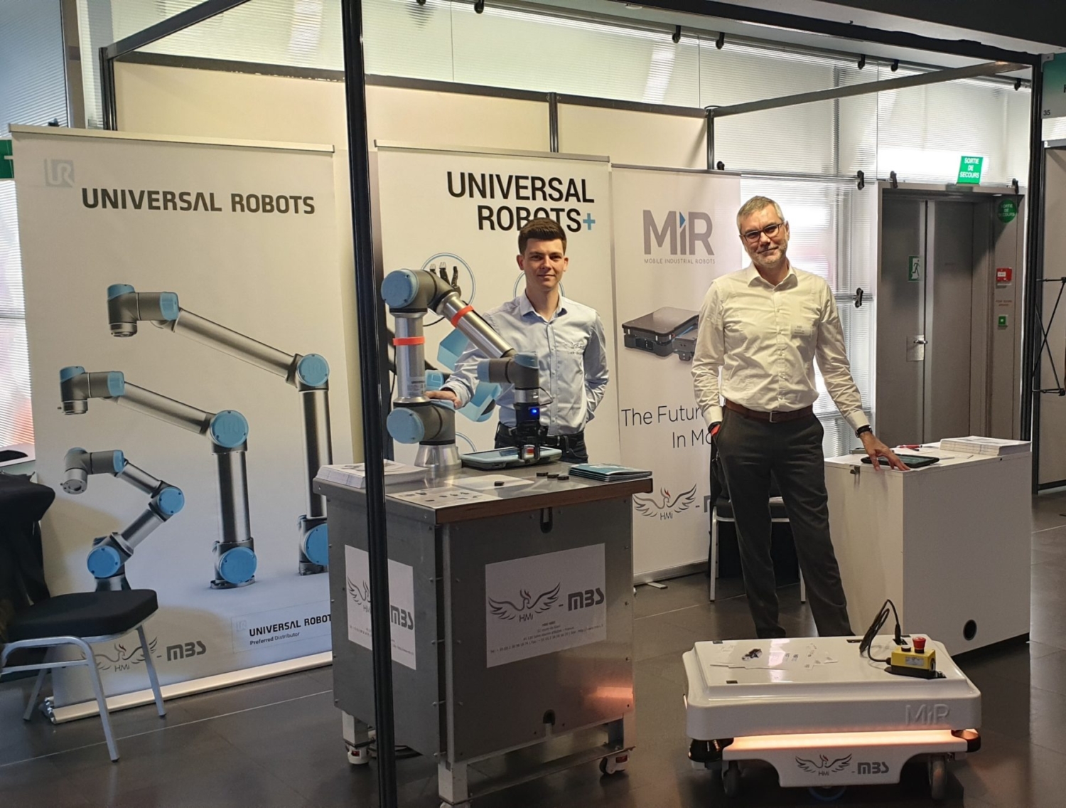 MADE IN VAL DE LOIRE HMI MBS UR MIR ROBOTS | HMI-MBS